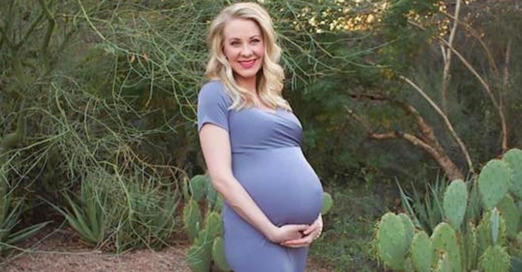 Mom Gets Pregnant With Quintuplets & Can’t Stand - Baby Bellies and Beyond